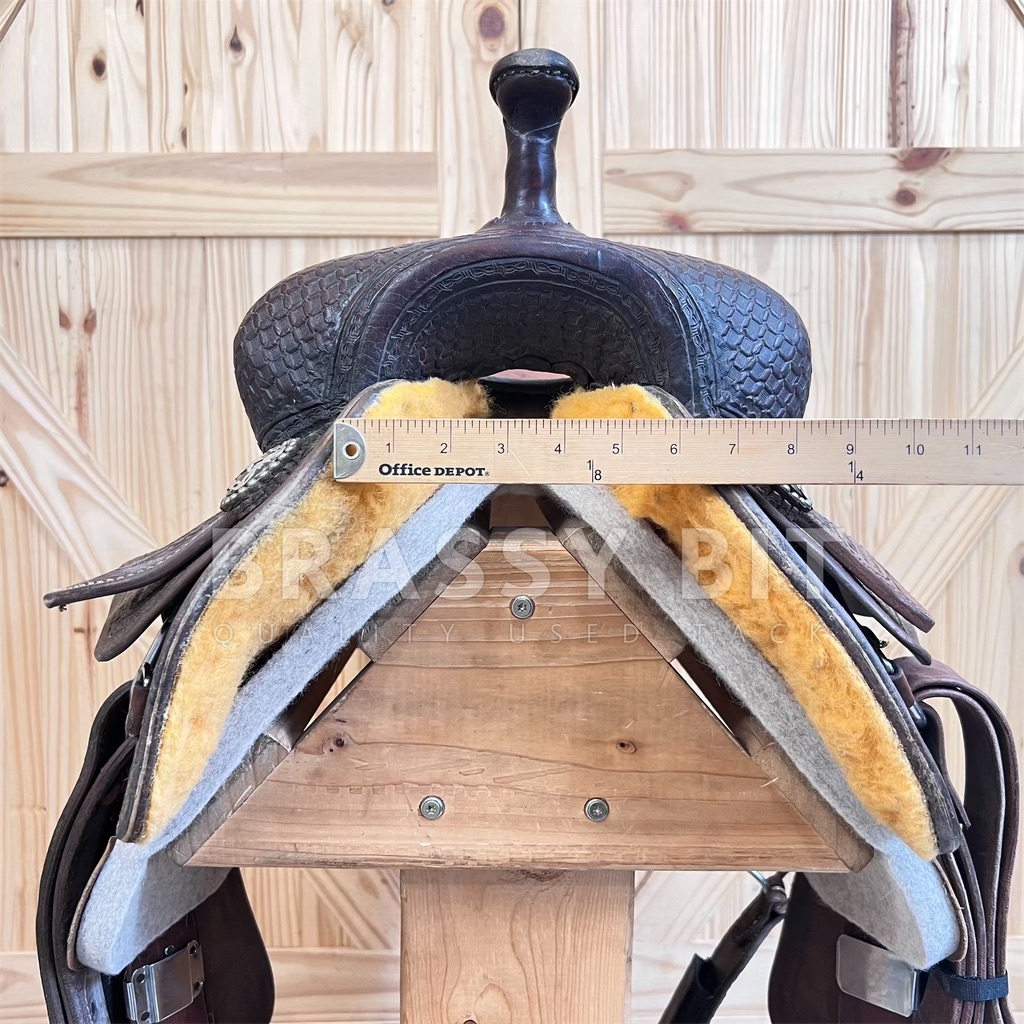 15” Masters All Around Barrel Saddle – Brassy Bit Tack